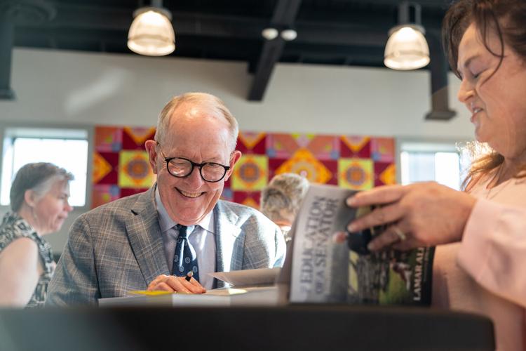 Lamar Alexander signs new book during downtown Maryville event | News ...