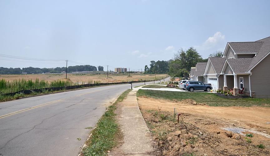 Builders for Mills Street housing in Springbrook submit updated plans ...