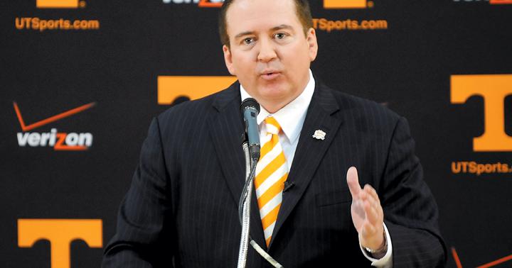 Tennessee hires Southern Miss' Donnie Tyndall as new basketball coach ...