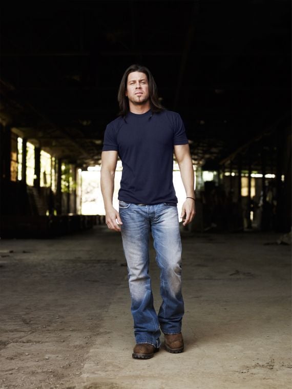 Christian Kane looks to knock out country fans and ‘Leverage’ baddies ...