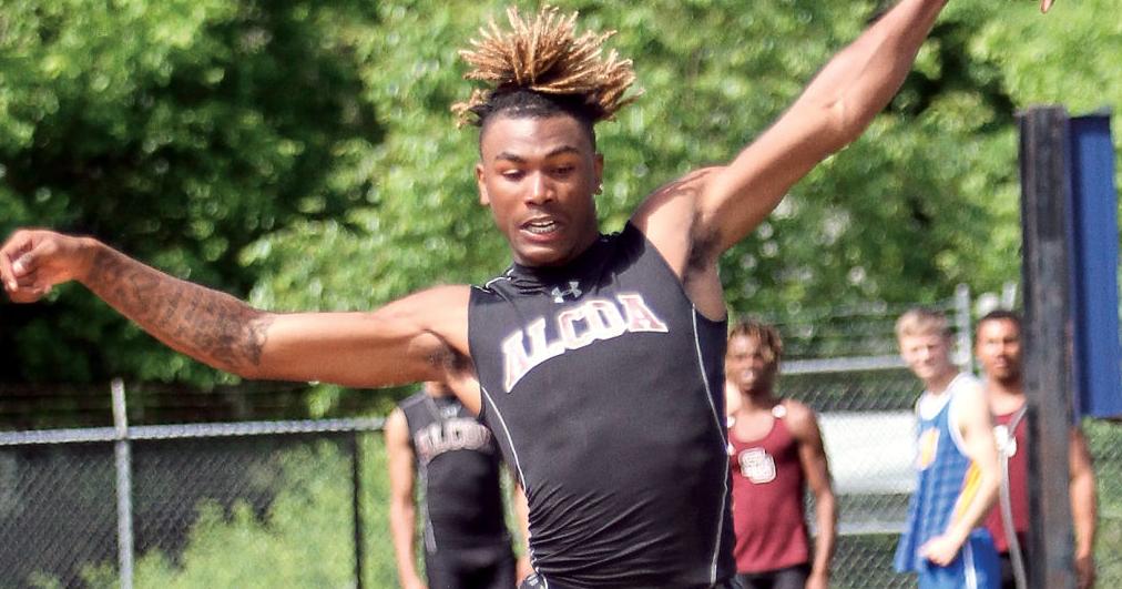 Alcoa track and field teams sweep Class A sectionals | Sports ...