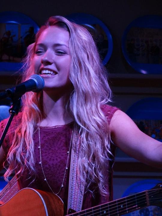 Young singer-songwriter Emily Ann Roberts makes waves in the local ...