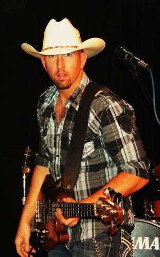 Last Friday Art Walk returns to downtown this week | Entertainment ...