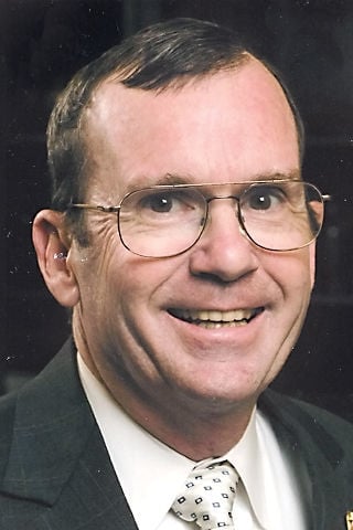 Maryville City Schools Foundation to honor Sharon Hannum, Kim Rickard ...