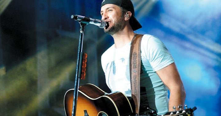 Sold-out Farm Tour brings festival atmosphere to Greenback for Luke ...