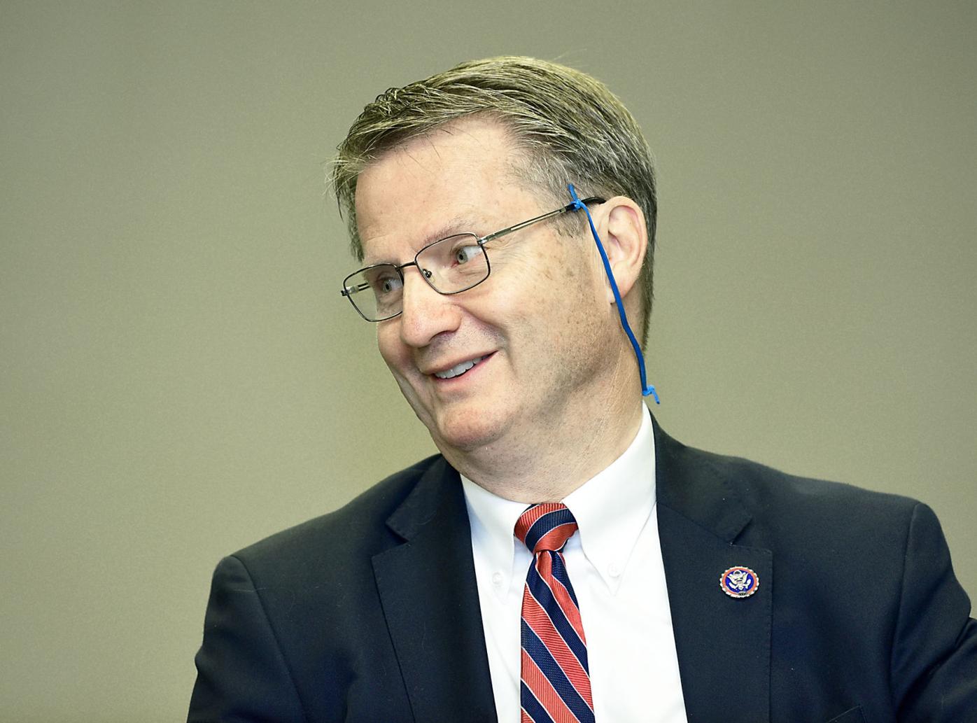 Tim Burchett visits Cornerstone of Recovery as center boosts veterans ...