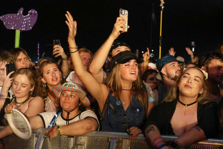 Bandanas, cowboy boots and an Infinity Stage: What’s new at Bonnaroo ...