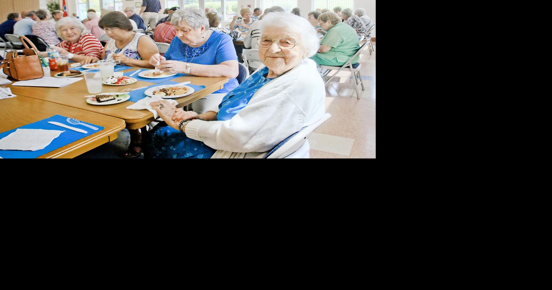 Everett Senior Center buzzing with numerous activities | Community ...