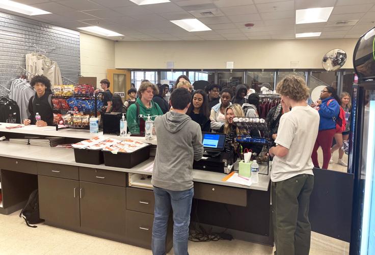 Alcoa High's Marsh School store scoring gold | News | thedailytimes.com