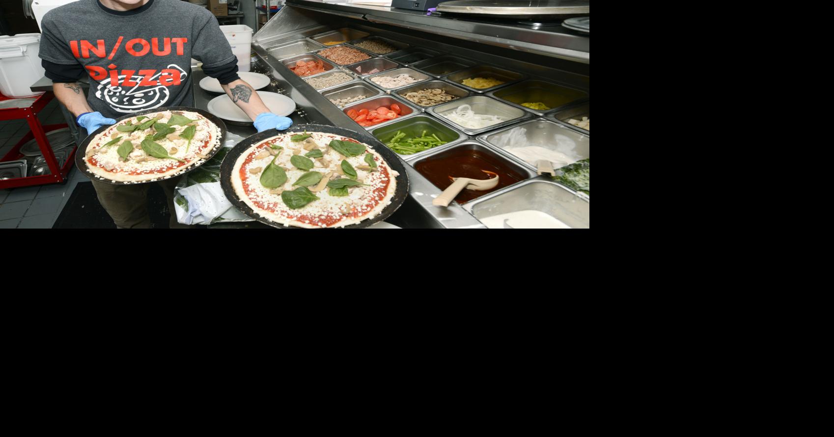 In/Out Pizza's soft opening draws a crowd | Business | thedailytimes.com