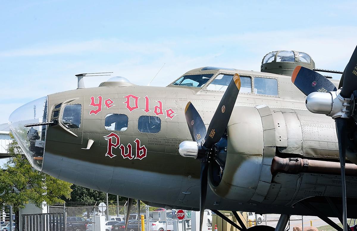 Flying Fortress lands history at McGhee Tyson | News | thedailytimes.com