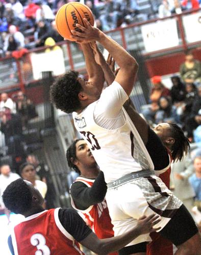 ‘King on king’: Austin-East beats Alcoa boys in matchup between Jahvin Carter, Shane Cherry ...
