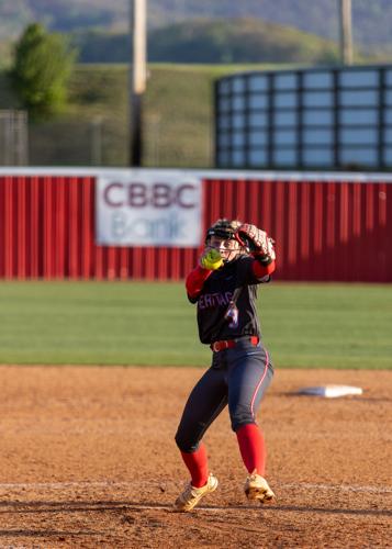 Lady Mountaineers clinch district title in rainy win over Lenoir City ...
