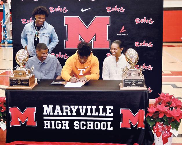 Maryville's Tee Hodge signs with Tennessee, excited for the process ...
