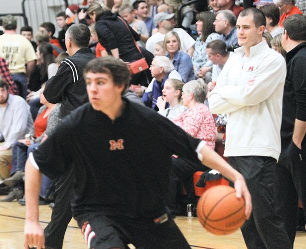 In coaching two sports, Maryville’s Derek Hunt does what few can ...