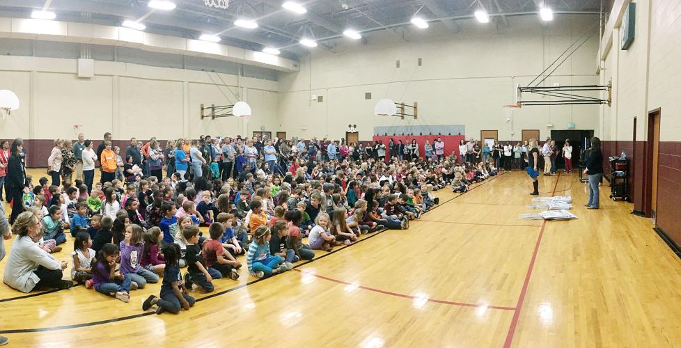 Alcoa Elementary spreading signs of excellence through the community | News | thedailytimes.com