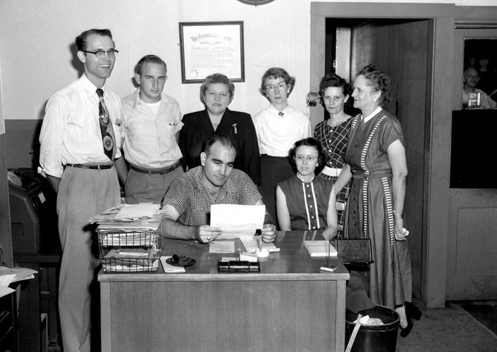 End of an era: Dean Stone's life, career at The Daily Times remembered ...