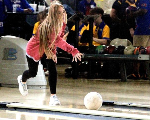Maryville girls bowling wins region, WB boys advance to sectionals ...