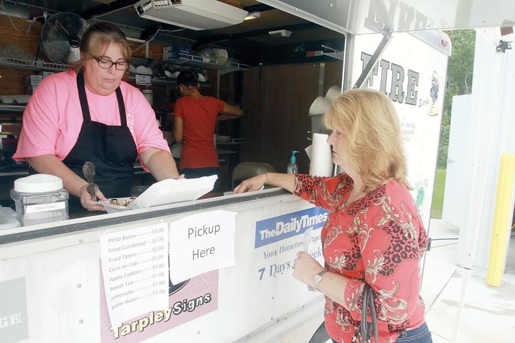 Firefighters holding cast-iron cookout at Townsend winter festival ...