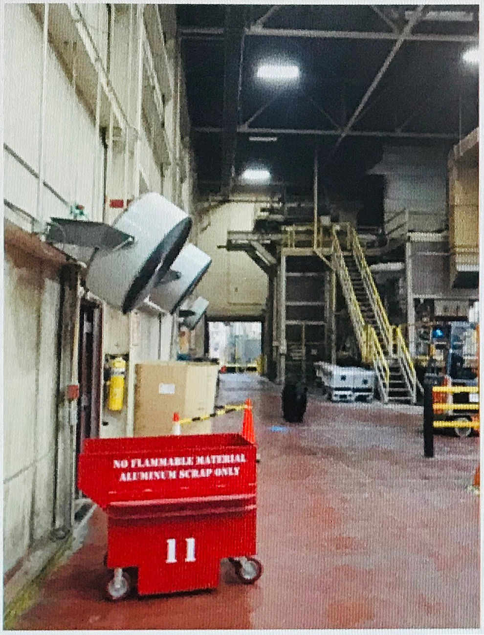 Bear wanders into DENSO Maryville plant | News | thedailytimes.com