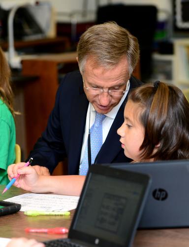 Gov. Bill Haslam visits Montvale Elementary School, voices support for ...