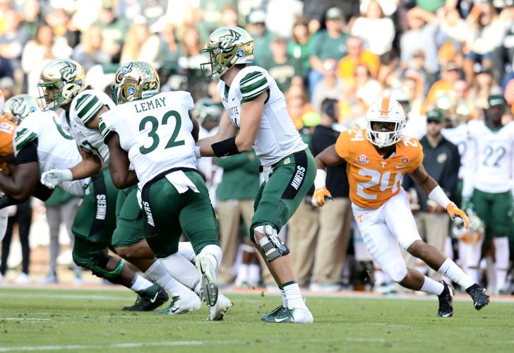 Todd Kelly Jr. embracing final stretch with Tennessee | Sports ...