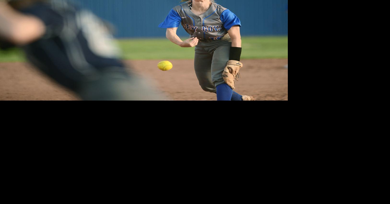 WB softball brings home first district tournament title since 2011 ...