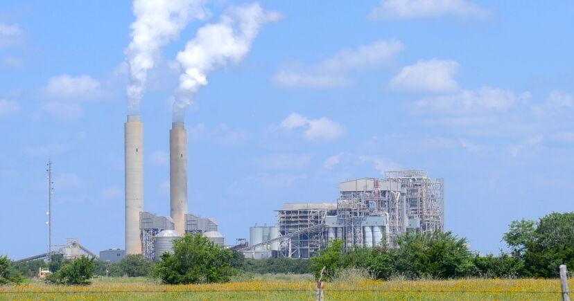 Multiple injures in Oak Grove Power Plant silo collapse