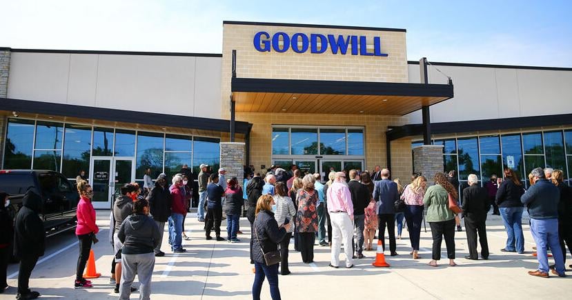 New Goodwill location in Bryan opens its doors