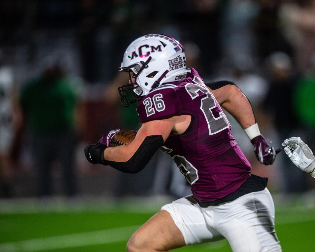 Consol roars past Cedar Park 44-20 in regional semifinals