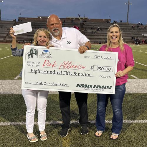 Rudder football team raises money for Pink Alliance