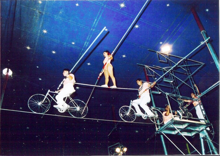 Carson and Barnes Circus coming to Bryan