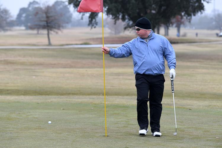 Golfers say goodbye to Bryan municipal course on its final day of operation