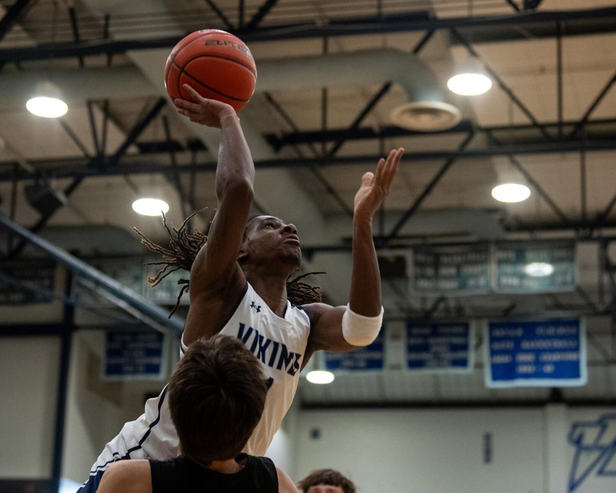 Viking basketball teams fall to Harker Heights