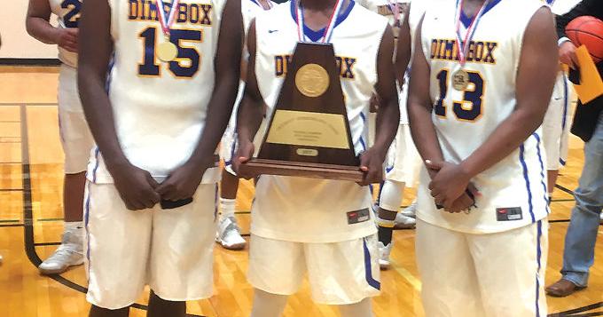 Dime Box boys basketball team earns trip to state tournament