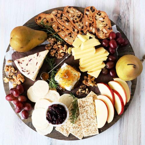 How to serve up a snappy snack tray