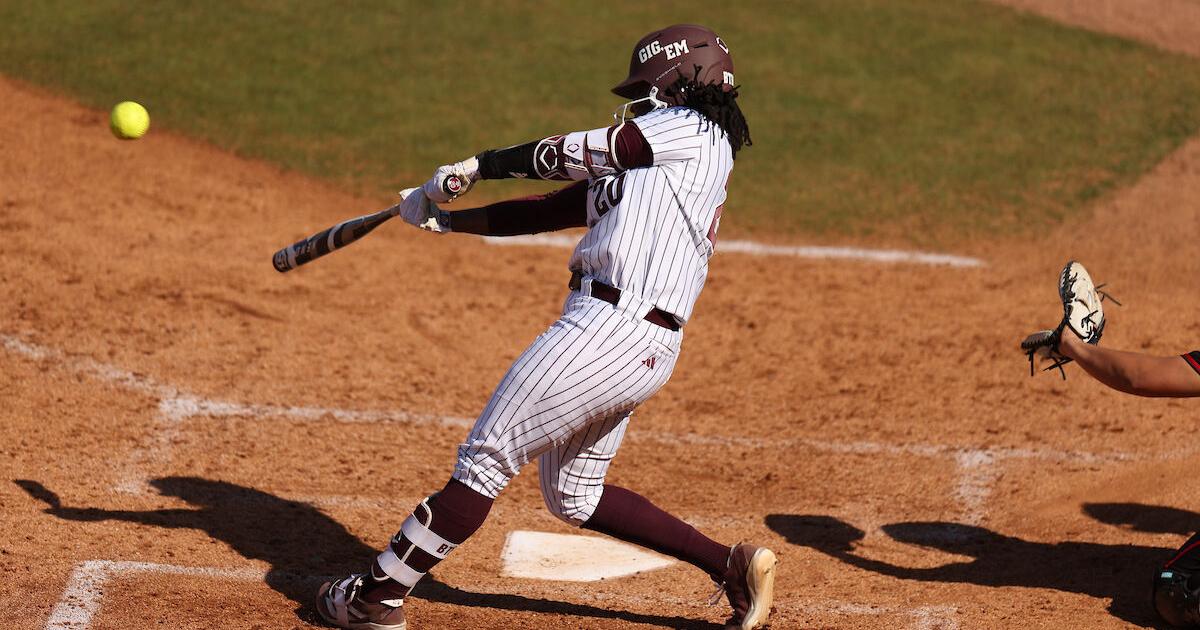 Aggies softball caps off Invitational with Texas Tech win