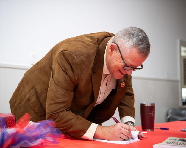 Nettles publishes book about leadership