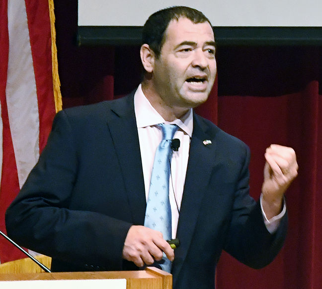 Israeli consul general talks Middle Eastern politics at Bush School event