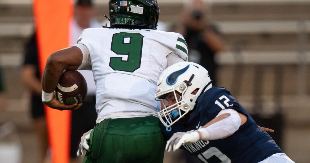 Huntsville routs Bryan in football