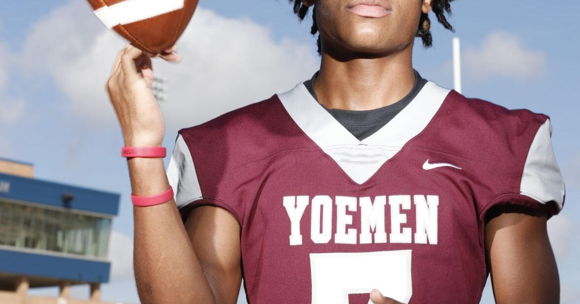 Cameron Yoe football team fighting to get out of losing rut
