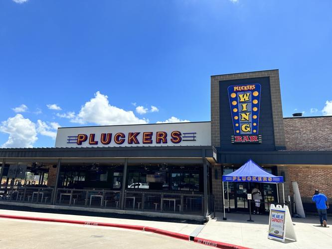 Pluckers to open College Station location Monday