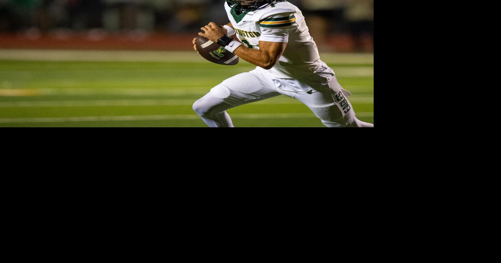 Lexington football beats Comfort in District 13-3A-II