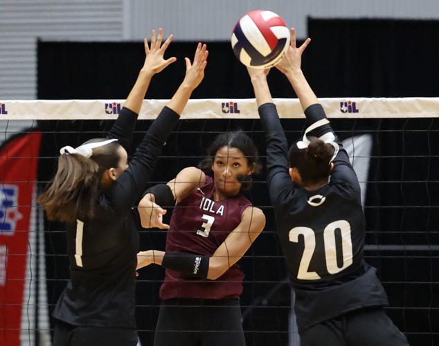 Iola falls in 2A-II state volleyball title game to Crawford