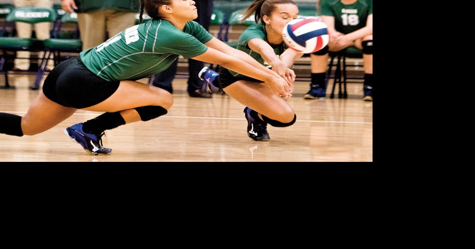 Rudder volleyball team opens season with gritty win over McNeil