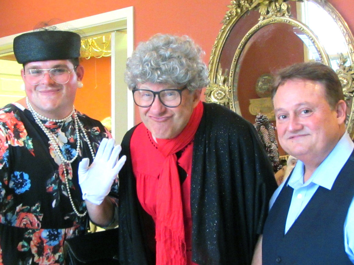 'Tuna' cast visits Woman's Club of Bryan-College Station