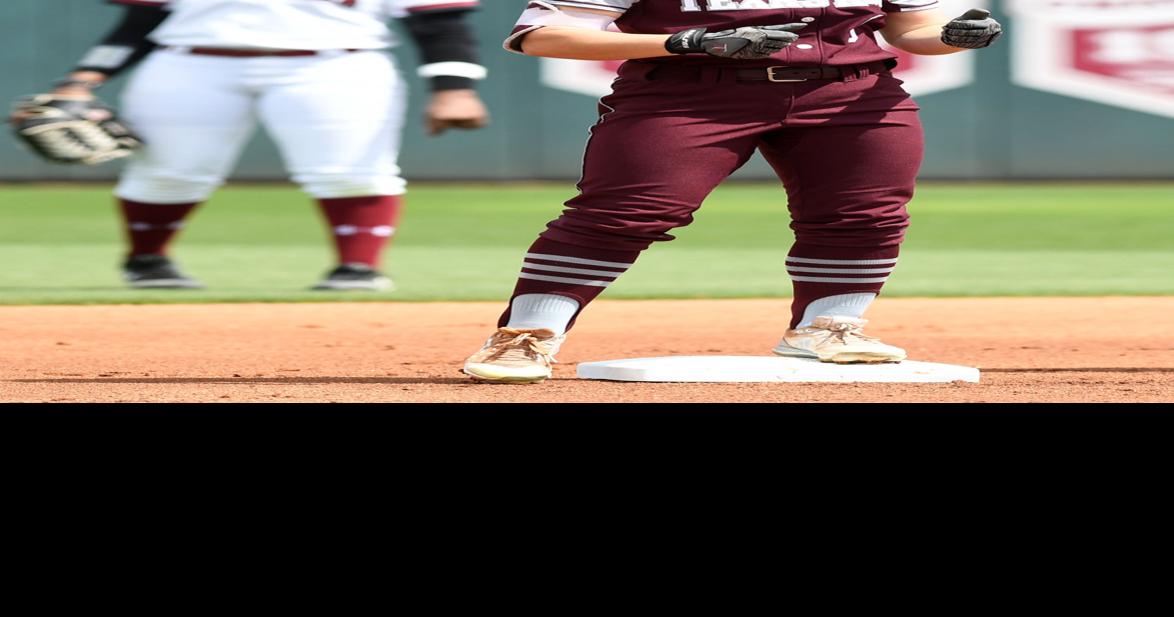 Aggie softball team clinches series with 2-1 win over South Carolina