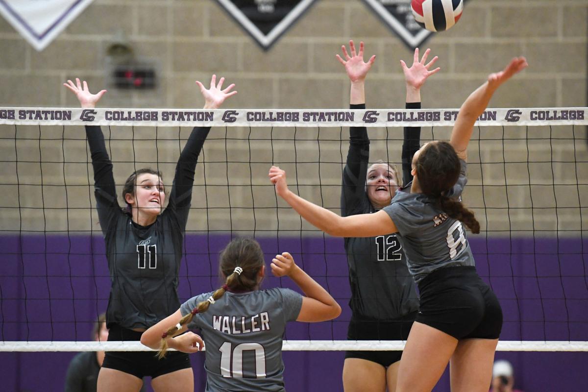 Peterek, Warren sisters lead College Station volleyball team past Waller