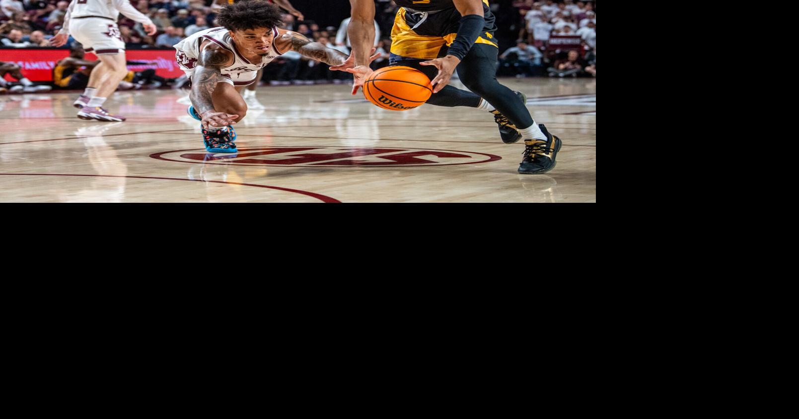 GALLERY: Texas A&M Men's Basketball vs Texas A&M-Commerce