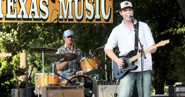 Country music singer Sam Riggs excited for upcoming show at Hurricane ...